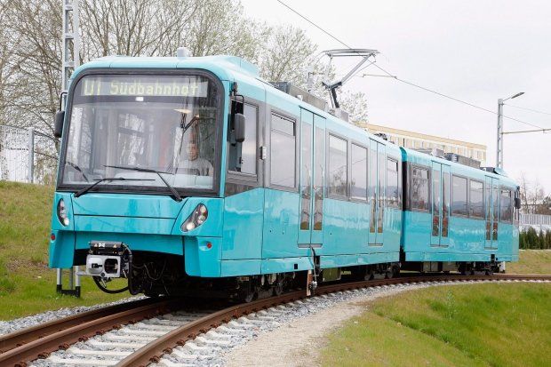 庞巴迪获英国$9.28亿元合同-魁省新闻-蒙城华人网-蒙特利尔第一中文网-www.sinoquebec.com