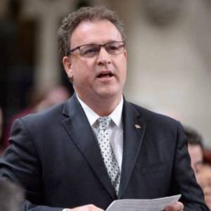 加拿大保守党议员Gord Brown因心脏病突发猝死，年仅57岁-加国新闻-蒙城华人网-蒙特利尔第一中文网-www.sinoquebec.com