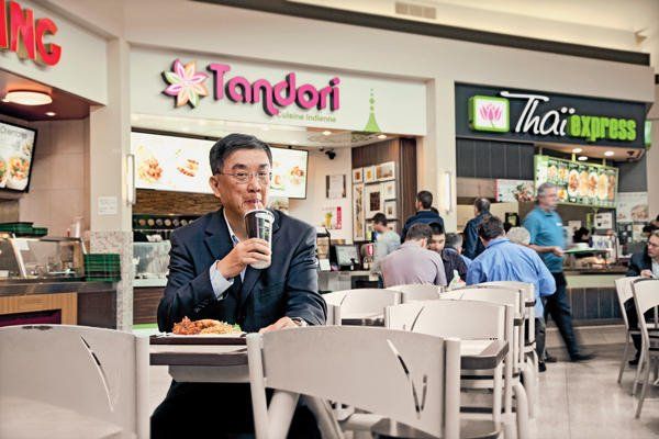 蒙特利尔华人创立的餐饮集团股票暴跌-魁省新闻-蒙城华人网-蒙特利尔第一中文网-www.sinoquebec.com